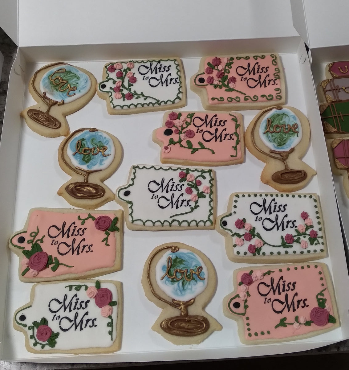 Traveling Bridal Set - 1 dozen – 2 Sisters Celebrations & Bakery